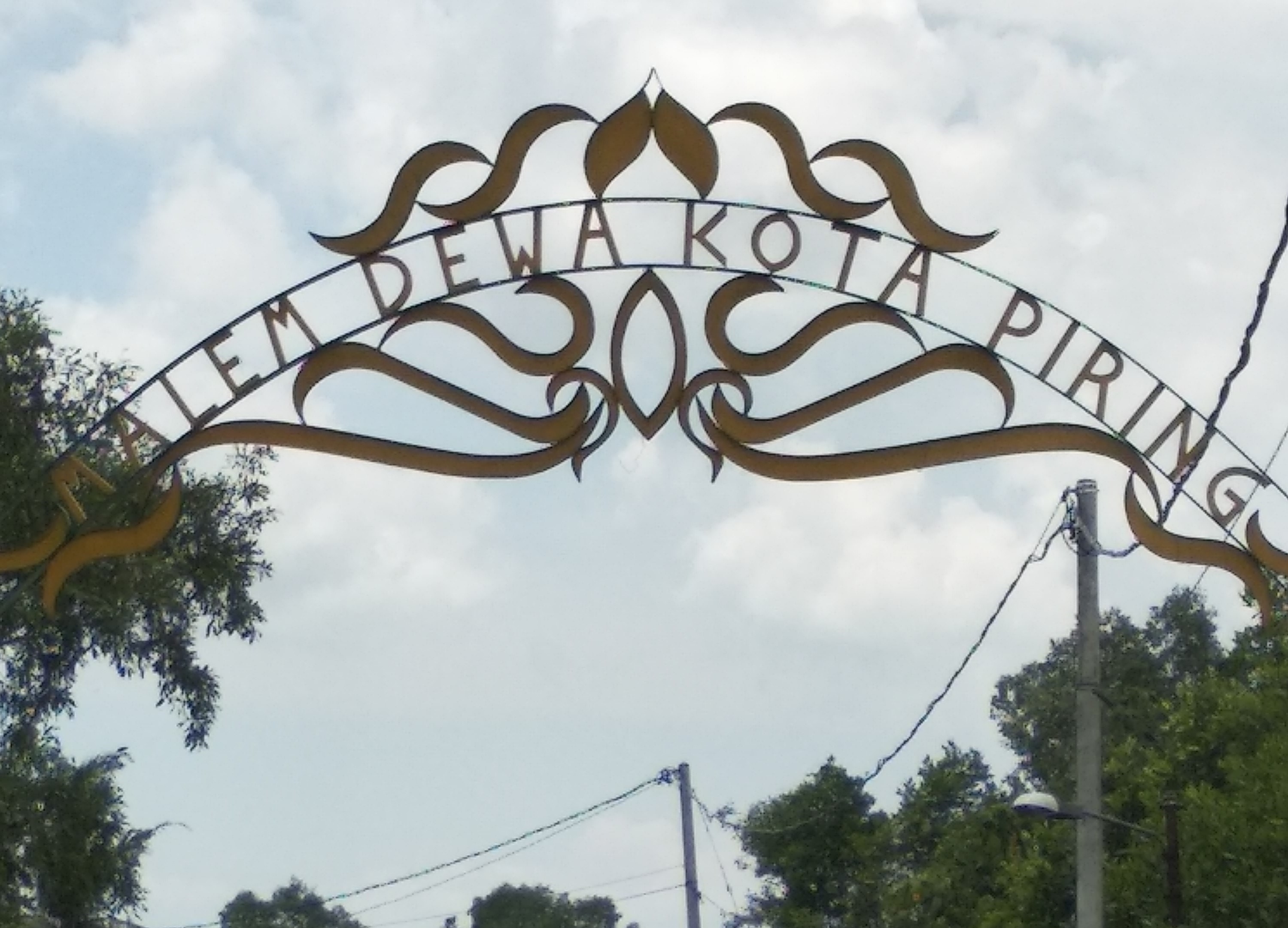 Kerja Asaljadi Proyek Semenisasi Rapuh Retak-retak. – Leader Nusantara